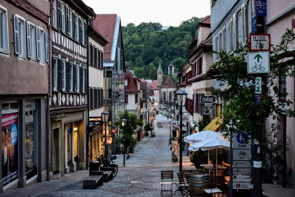 What You Need to Know About Changing Your Address in Germany | April 2026